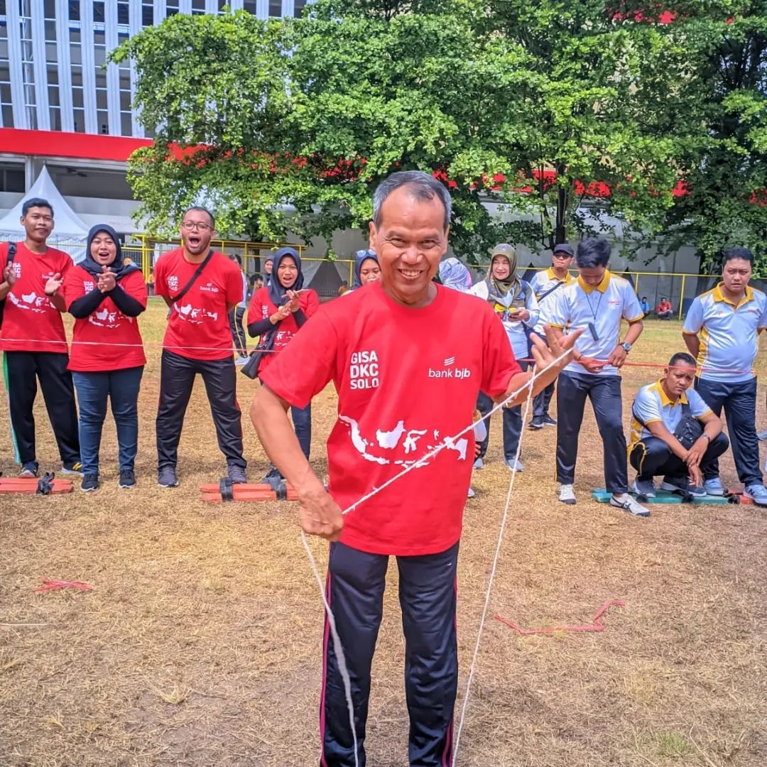 Pegawai Disdukcapil Ikuti Lomba Olah Raga Tradisional Dalam Rangka HUT KORPRI – Disdukcapil Kota ...